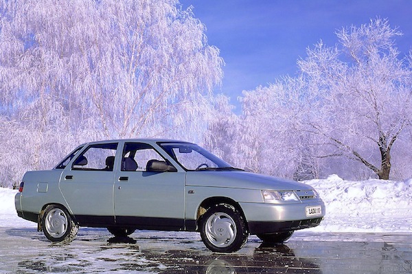 Russia 2003: Lada Riva #1, foreigners up 97% to 17.8% share, led by ...