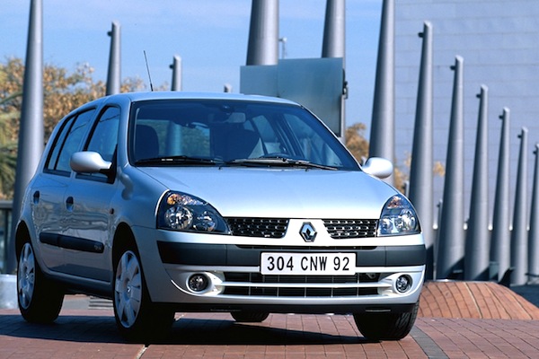 France 2003: Clio, 206 and 307 leading again – Best Selling Cars Blog