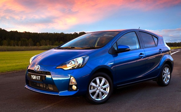 World March 2012 round-up: Toyota Prius breaks a leg – Best Selling ...