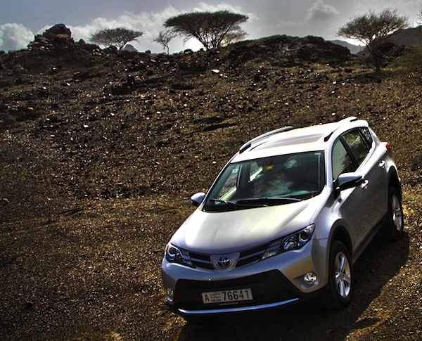 Gulf February 2013: Toyota Hilux #1, RAV4 creeps up – Best Selling Cars ...
