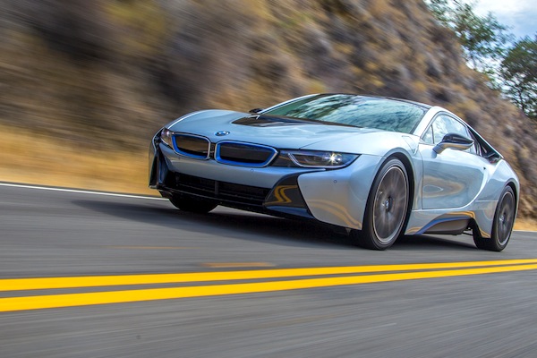 Media post: What does it feel like to drive the BMW i8 – Best Selling ...