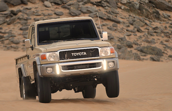 Oman January-April 2016: Toyota holds 53.9% market share – Best Selling ...