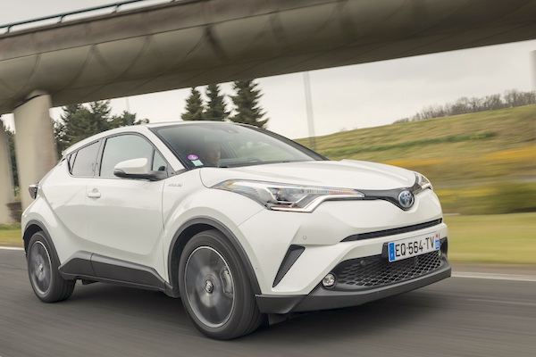 France September 2018: Toyota scores first Top 5 in market down 12.8% ...