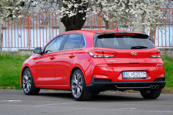 Slovakia April 2022: Hyundai topples Skoda for #1 brand for the first ...
