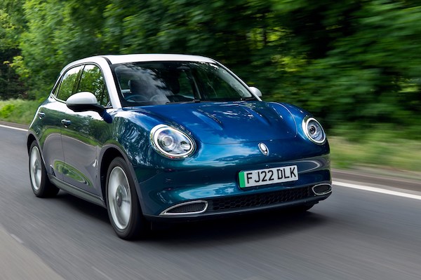 UK October 2022: Ford Fiesta #1, Nissan Qashqai #1 YTD, Ora lands ...