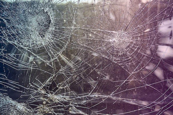 Media post: 9 Types of Windshield Cracks and How to Identify Them ...