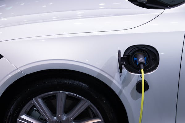 Media post: The Evolution of Electric Vehicle Technology: A ...