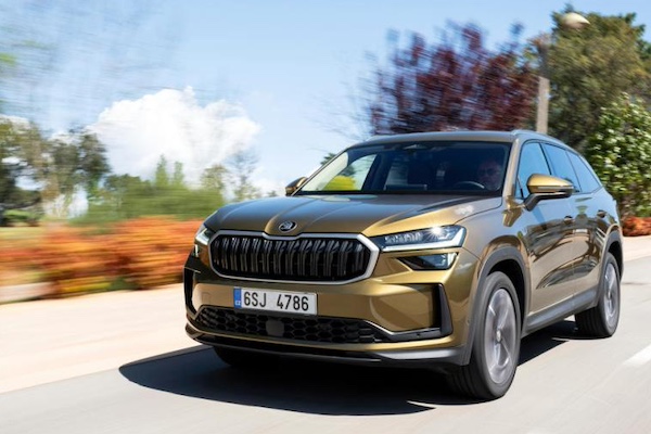 Slovakia April 2025: Skoda (+21.6%), Kia (+24.6%) top solid market ...