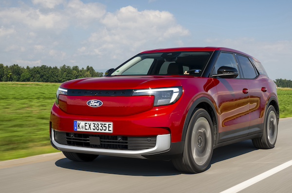 Denmark October 2024: Ford Explorer #2, VW ID.7 #7, Xpeng G6 #8, 9 BEVs ...