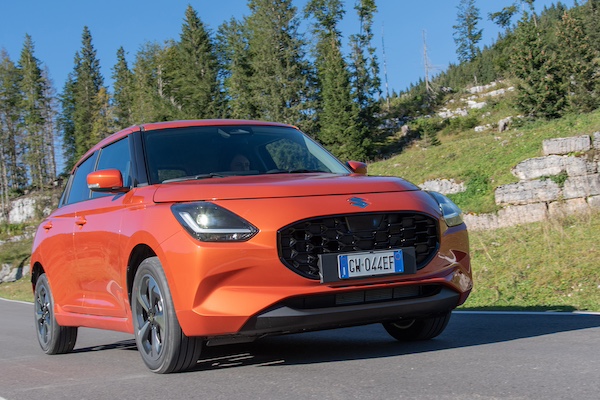Hungary October 2024: Suzuki reclaims lead in solid market – Best ...