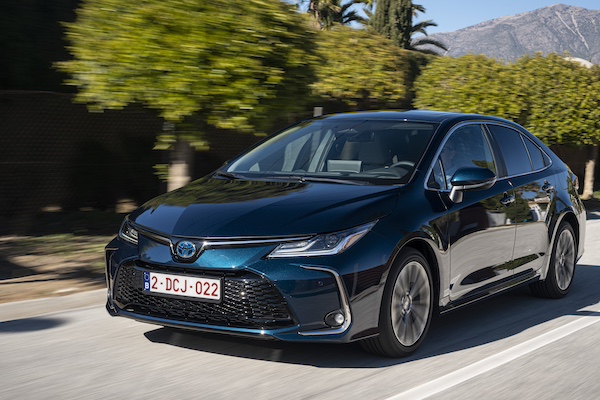 Turkiye February 2025: Toyota up to record #2, places Corolla Sedan in ...