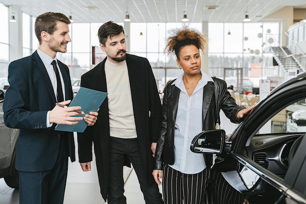 Media post: 4 Ways to Finance a Car: What are their Pros and Cons ...