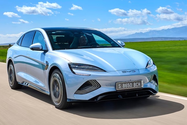 Singapore November 2025: BYD up 116.5%, Toyota down -25.2% – Best ...