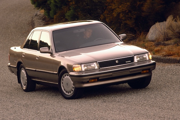 Saudi Arabia 1990: Toyota Cressida and Nissan Datsun best-sellers ...