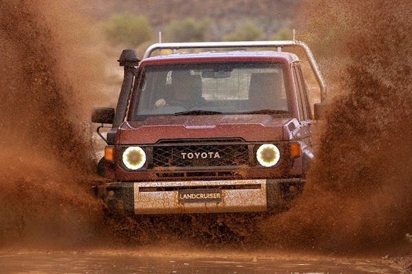 Jordan H1 2025: Toyota Land Cruiser pick-up dominates – Best Selling ...